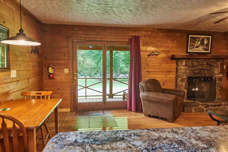 Property Map - Harman's Luxury Log Cabins, West Virginia